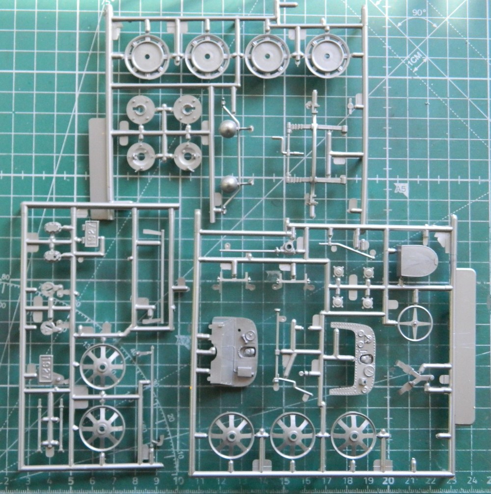 Bugatti Type 35B (Monogram) Build #1 – Parts Layout and Getting Started ...